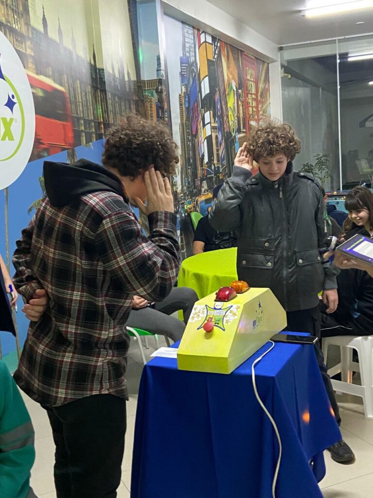 inFlux Castro – Feud Game - inFlux